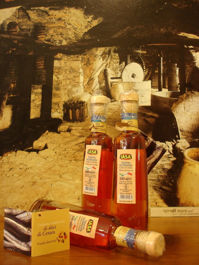 COLATURA DI ALICI DI CETARA - PRESIDIO SLOW FOOD - Terre di Mare Il ...